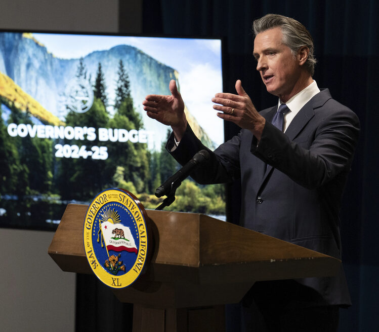 California's budget outlook improves, but future deficits loom ... California's budget outlook improves, but future deficits loom ...
